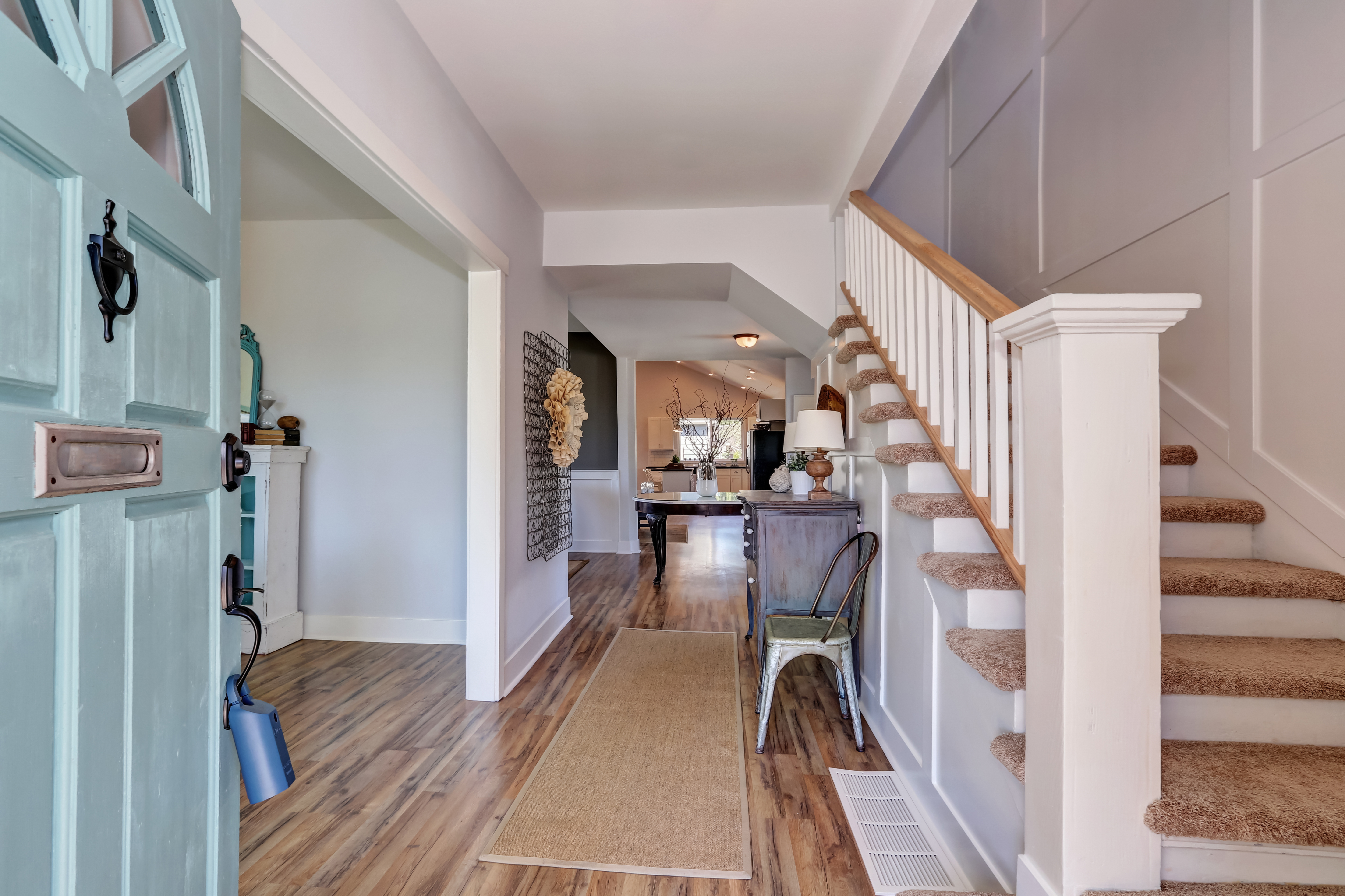 Naylor Powell | Create a clutter free hallway | Naylor Powell Estate Agents